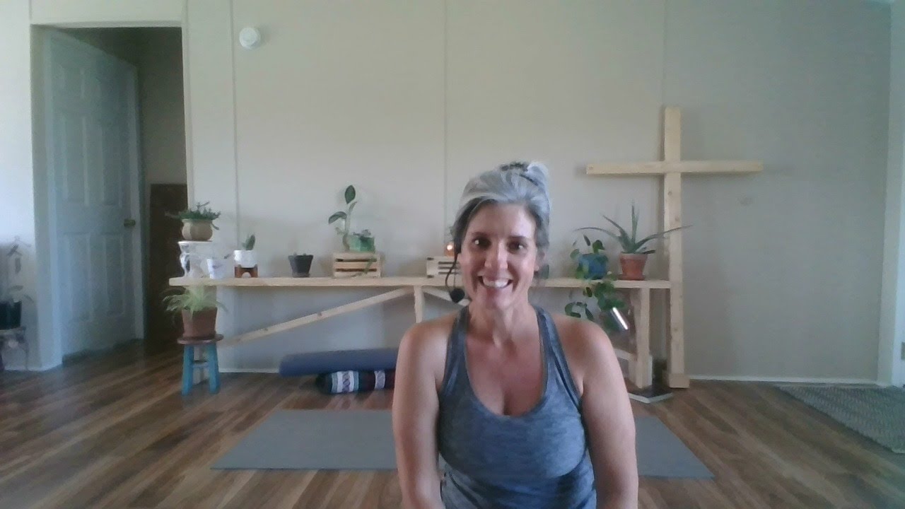 Lunchtime Yoga Fit Flow with Kelly - YouTube