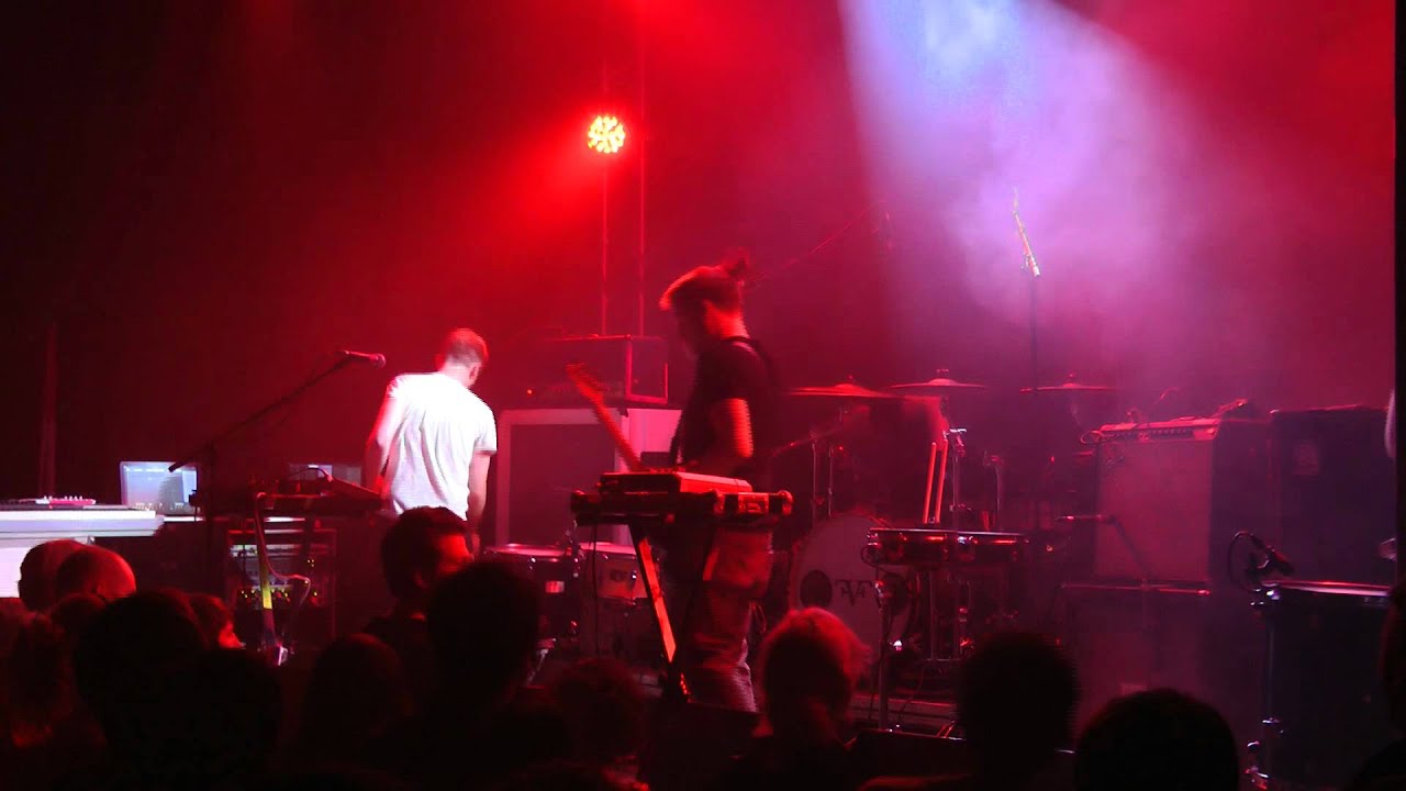 65daysofstatic - 11 - Mountainhead (live 09th November 2010 Berlin, Lido) - 2cam - YouTube