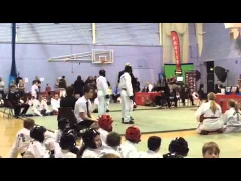 Andy Orlowski sparring January 2013 - YouTube