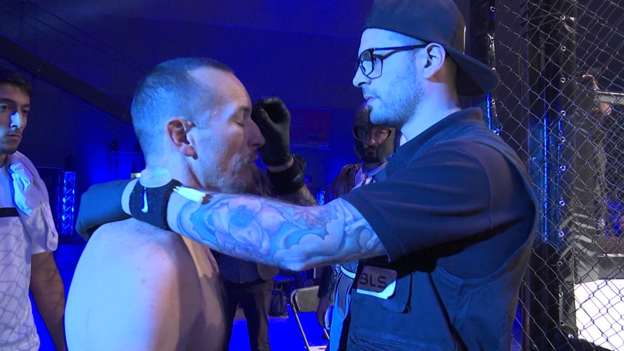 Centurion FC - MMA Malta - Steve Cook vs Daniel Roel Pieter - YouTube