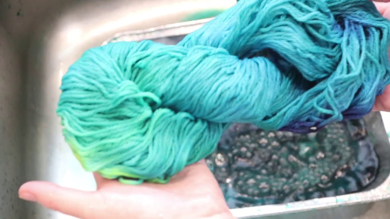 Kettle Dyeing a Twisted Hank of Cotton Yarn with Dry Tie Dye Powder on ...
