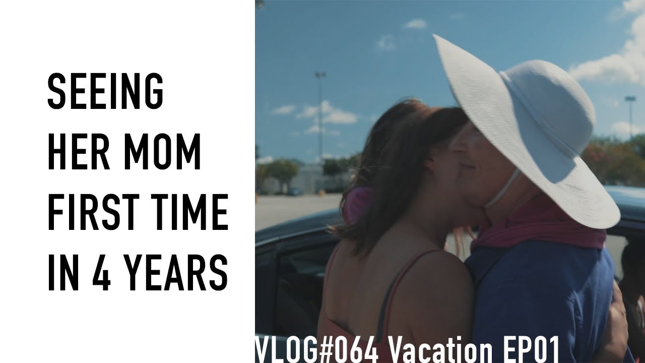 Seeing her mom first time in 4 years - YouTube