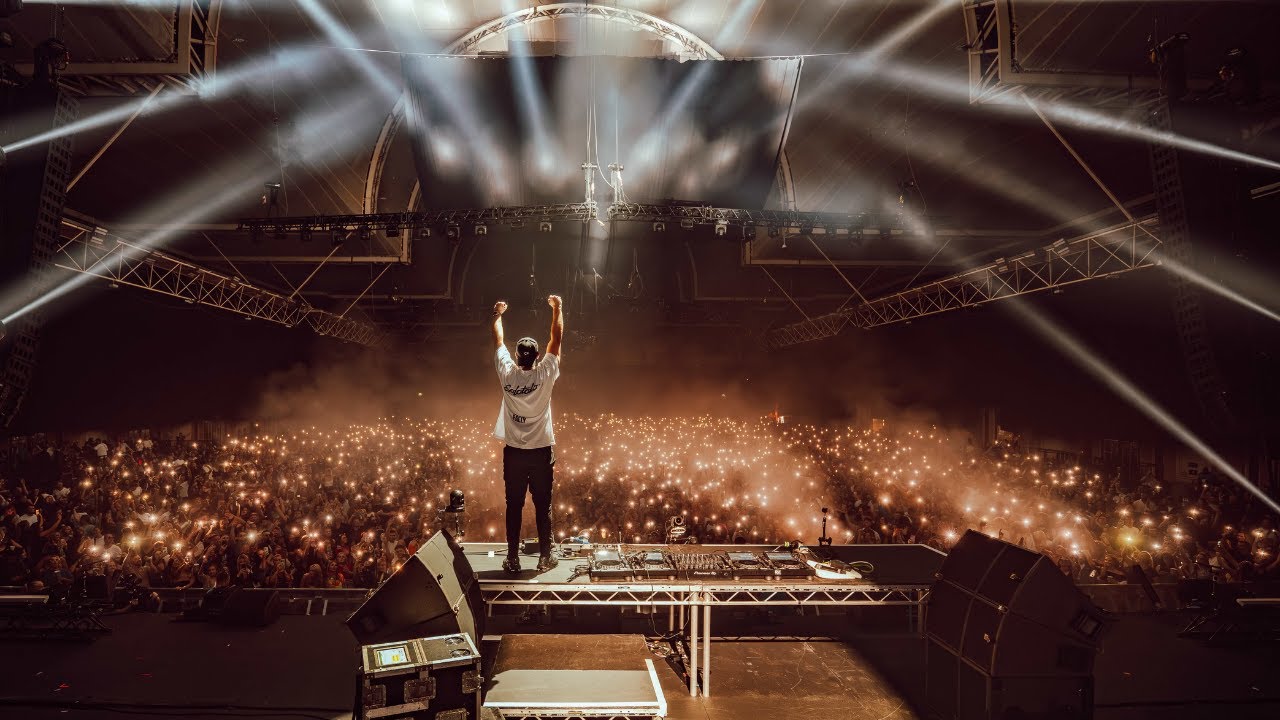 Sonny Fodera - Mind Still (feat. blythe) - Live From Alexandra Palace ...