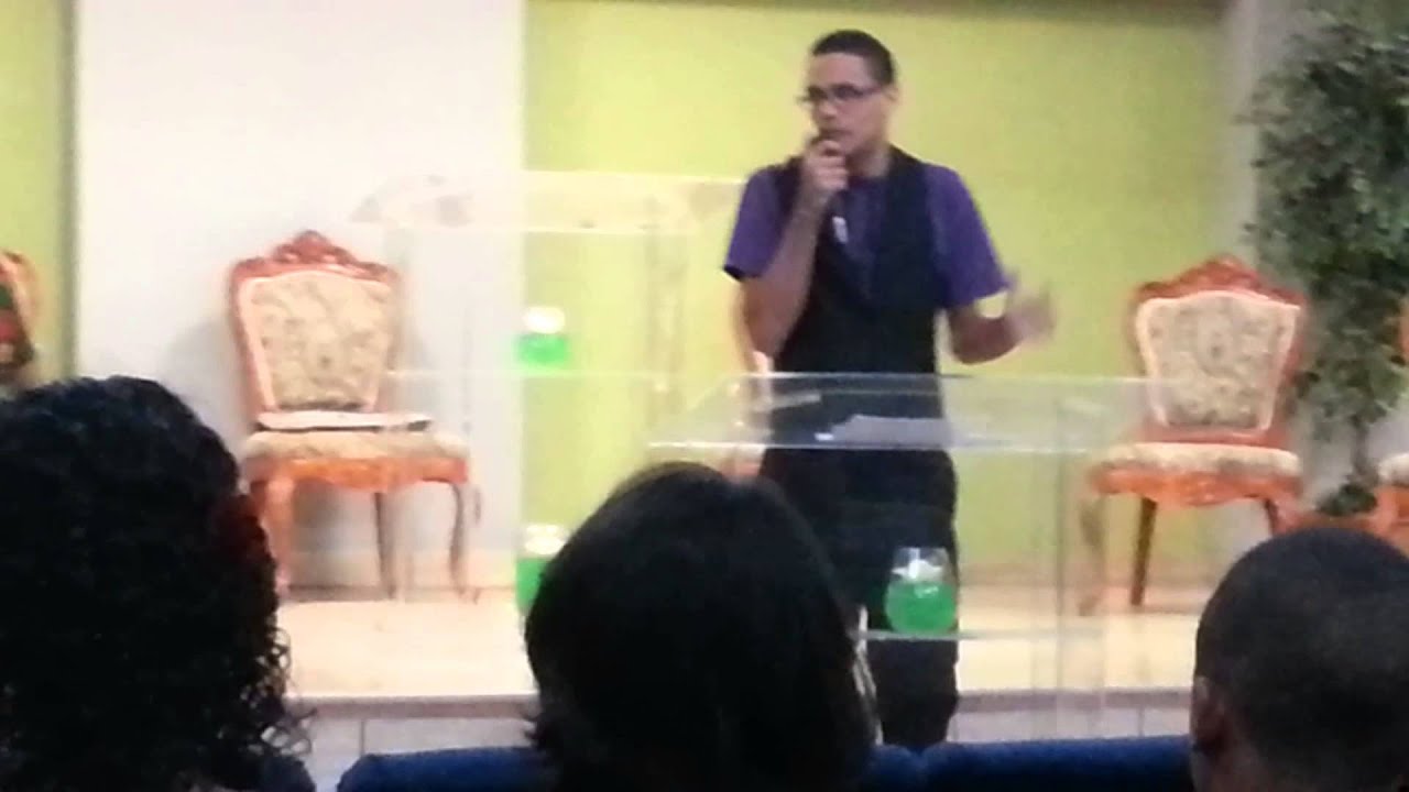 Kevin Xavier se despide de sus jóvenes Eben-Ezer! - YouTube