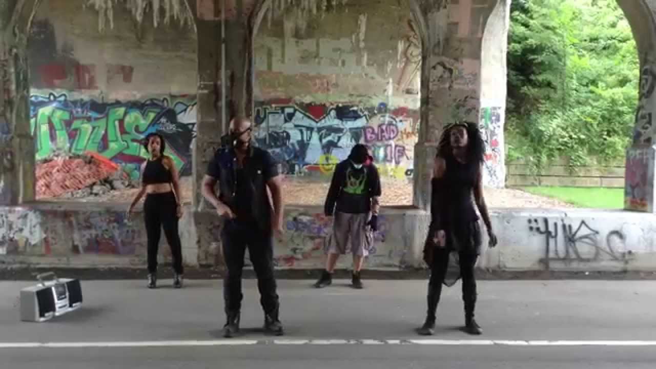 Money Pile (Emo Version) f. Thuggy McThuglinz - YouTube