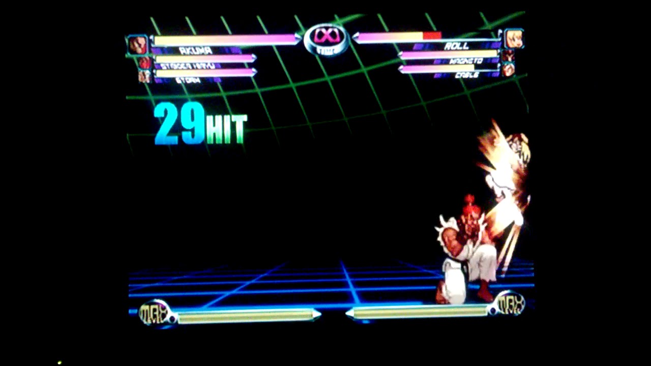 MvC2: Akuma FS Infinite vs Roll (Corner) - YouTube