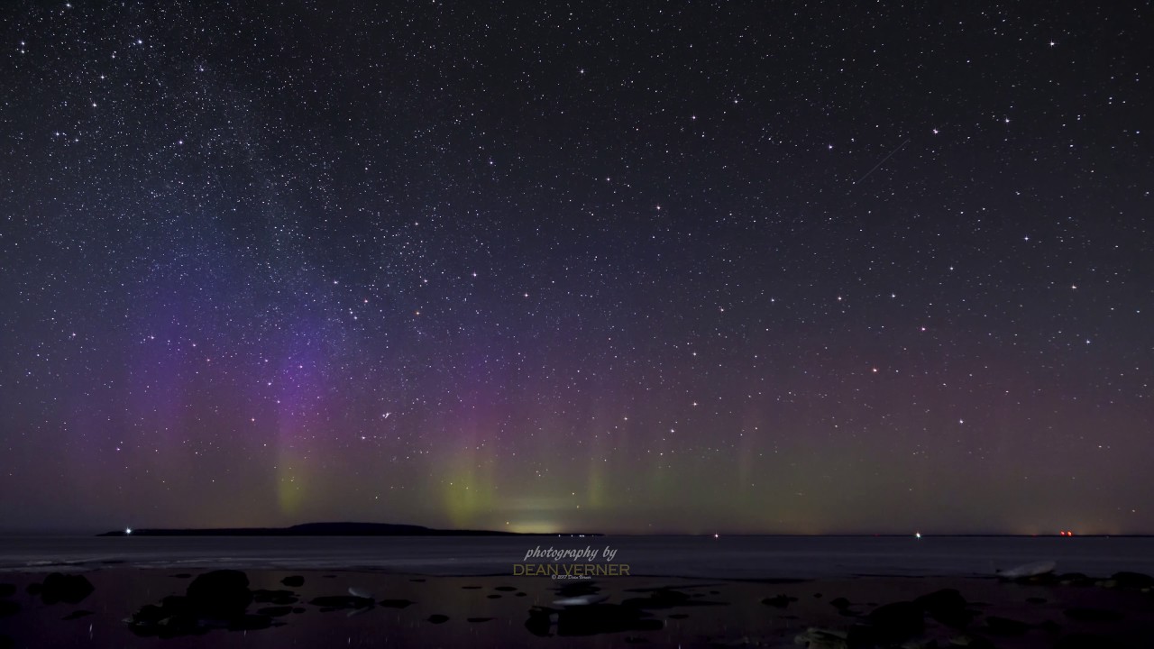 Spring Equinox Northern Lights - YouTube