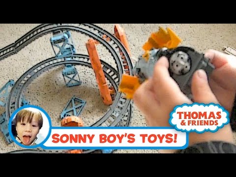 Sonny opens Trackmaster Dash! Thomas & Friends Unboxing! - YouTube
