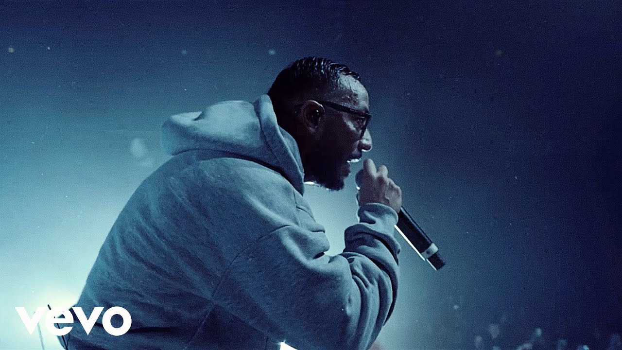 LACRIM - MONDE DIVISÉ (ft. ZKR) (Clip Officiel) 2025 - YouTube