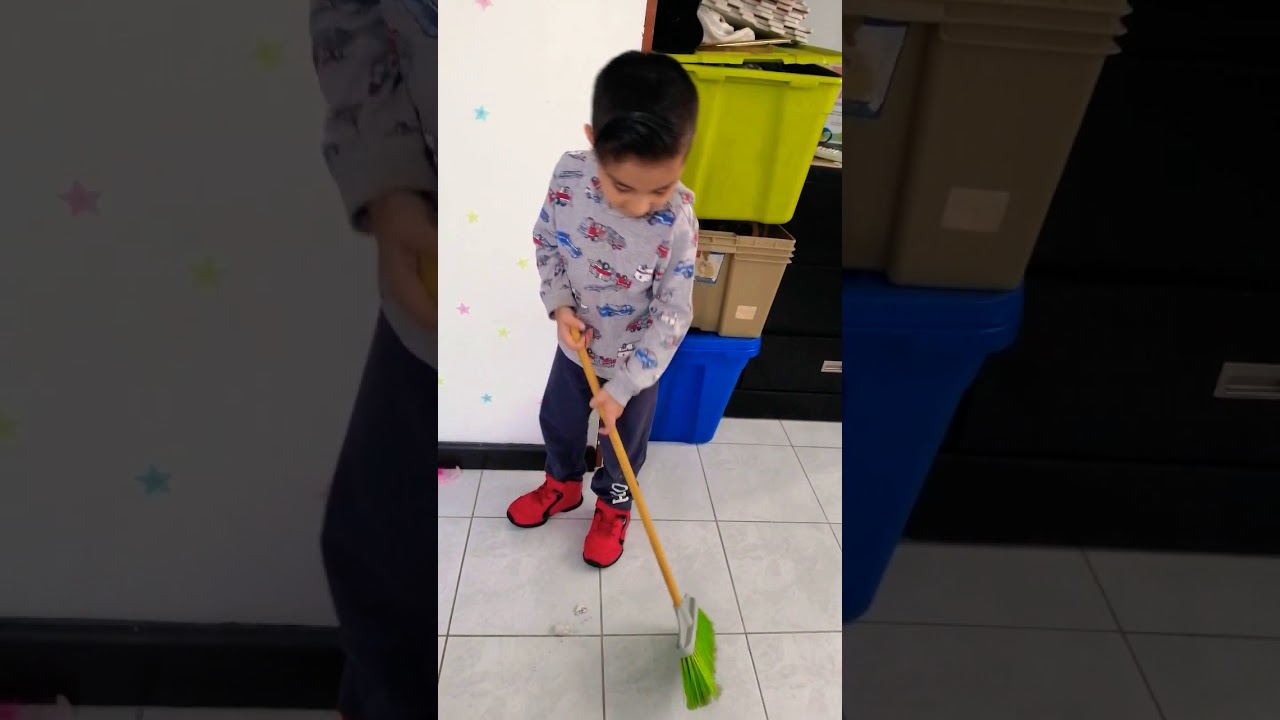 Recogiendo mi cuarto - YouTube