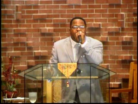Bishop William L. Harris IV-Keep On Keeping On Pt. 2 - YouTube
