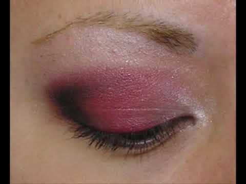 Red, White, and Black Eyeshadow (2007)