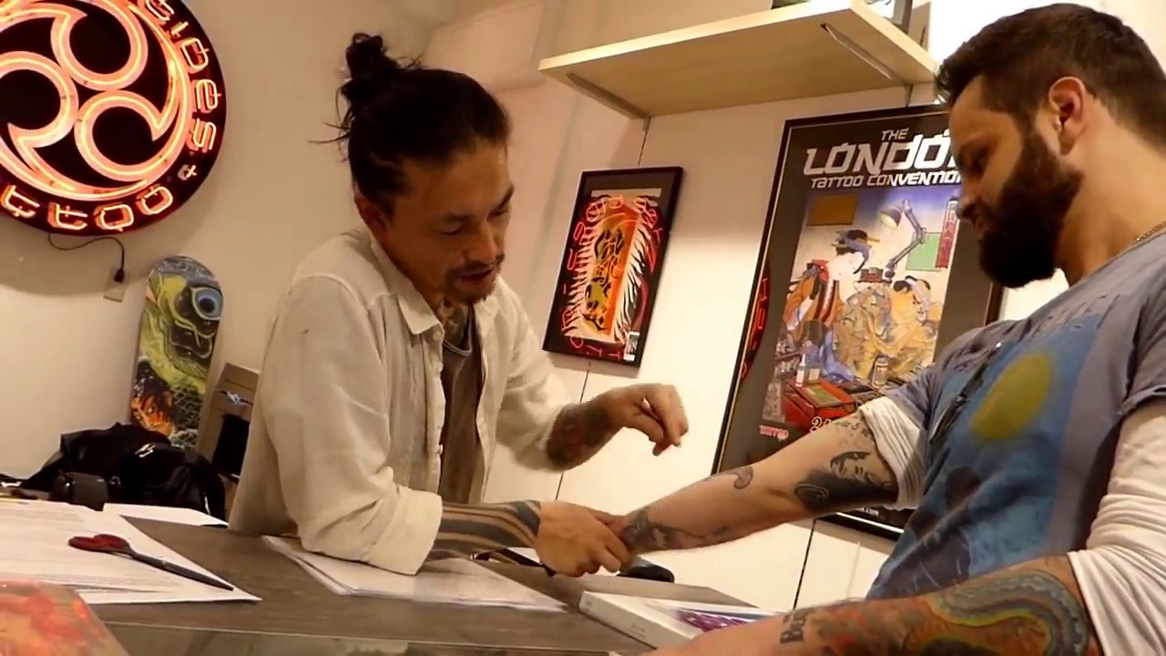 Tattoo in Tokyo - YouTube