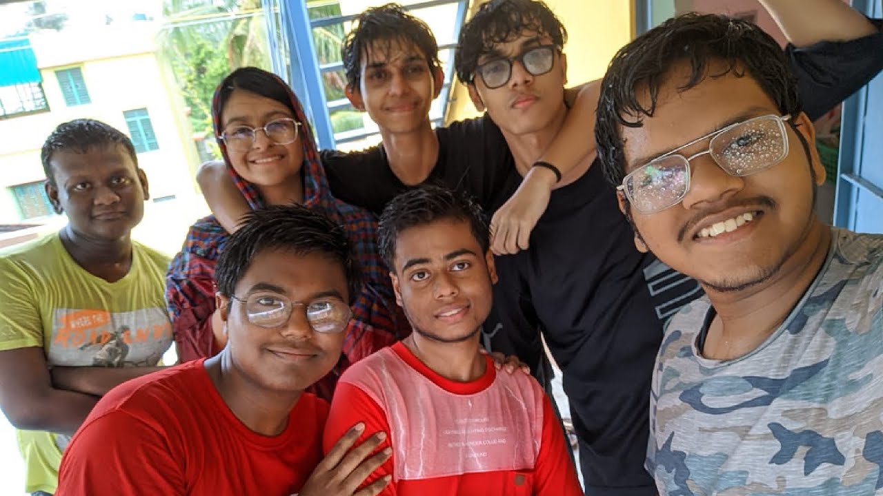 The Rain Made Us All Wet | A Short Vlog - YouTube