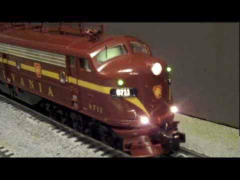 MTH Premier Pennsylvania PRR E-8 's Diesel Locomotive Set - YouTube