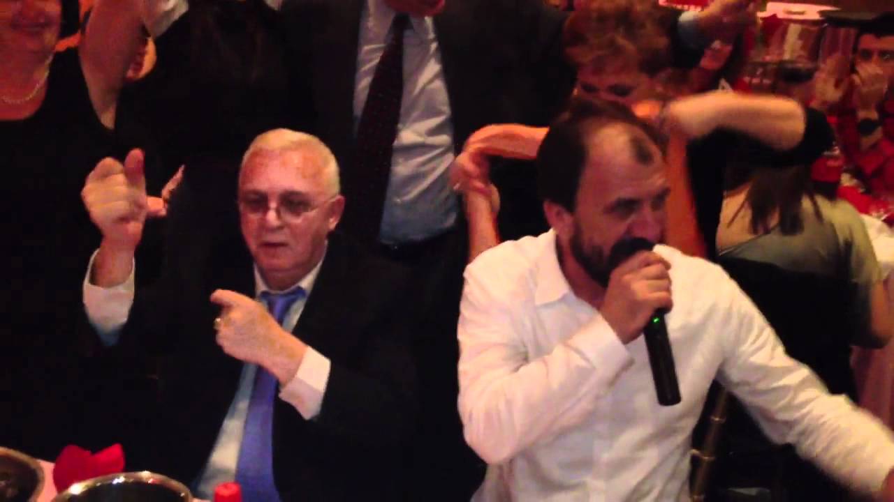 Florent Nushi live 100% per 8 mars Bronx - YouTube