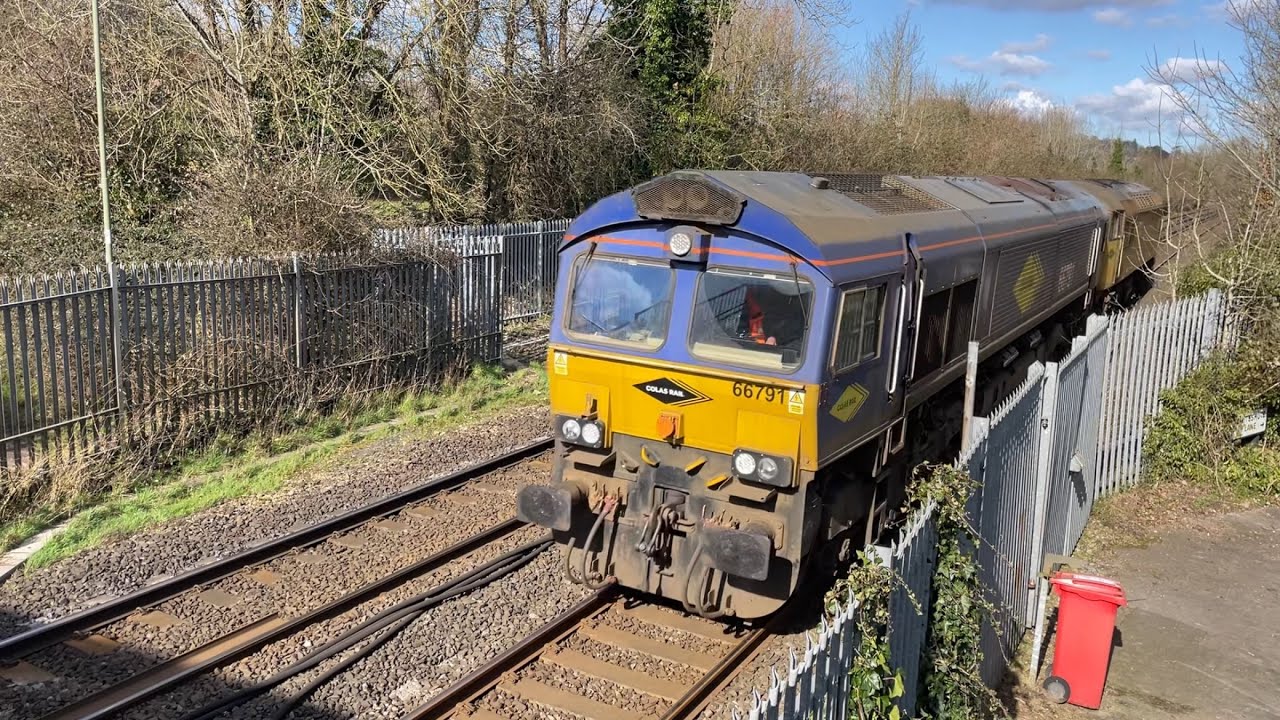Class 66 + 56 | 66791 + 56113 | Colas Rail Freight - YouTube