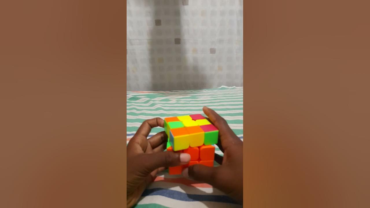 how to solve a rubicks cube - YouTube
