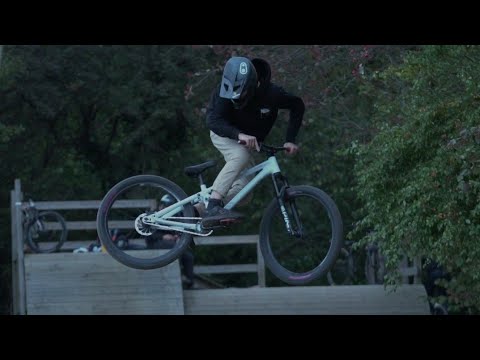 canyon stitched 720 (2022) - YouTube