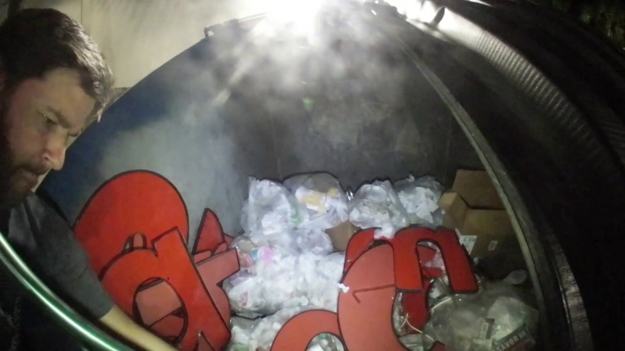 Dumpster Diving Why did they throw all this away ? Trash to treasure ...
