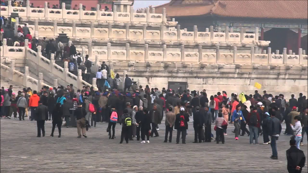 Beijing - Forbidden City Crowds - YouTube