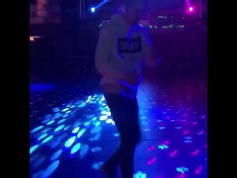 Shuffeldance in Der Discothek OX Freudenberg - YouTube