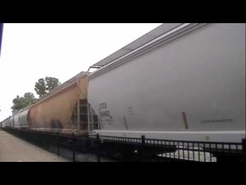 GLC train at Durand Union Station - YouTube