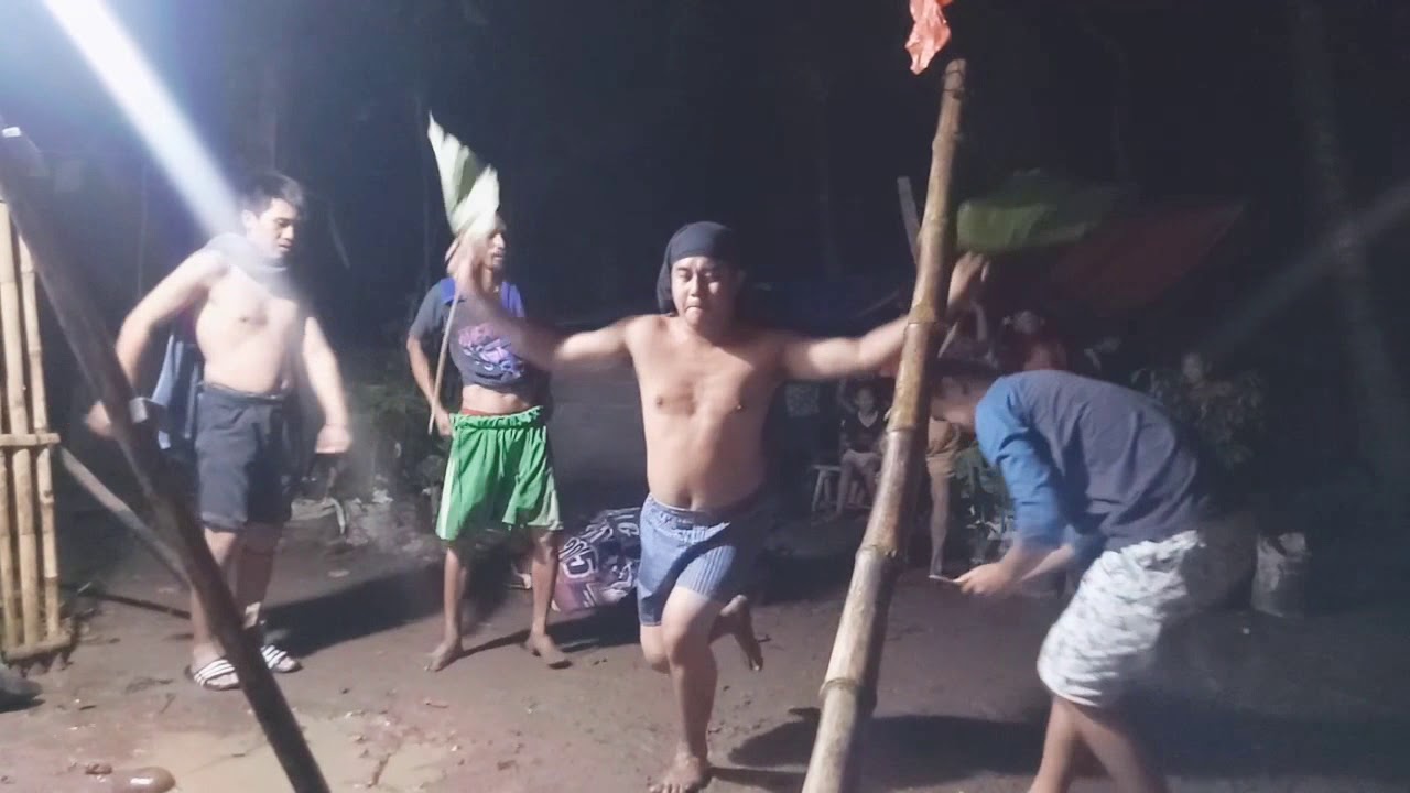 BUDOTS DANCE FT. THE ILONGGO'S - YouTube