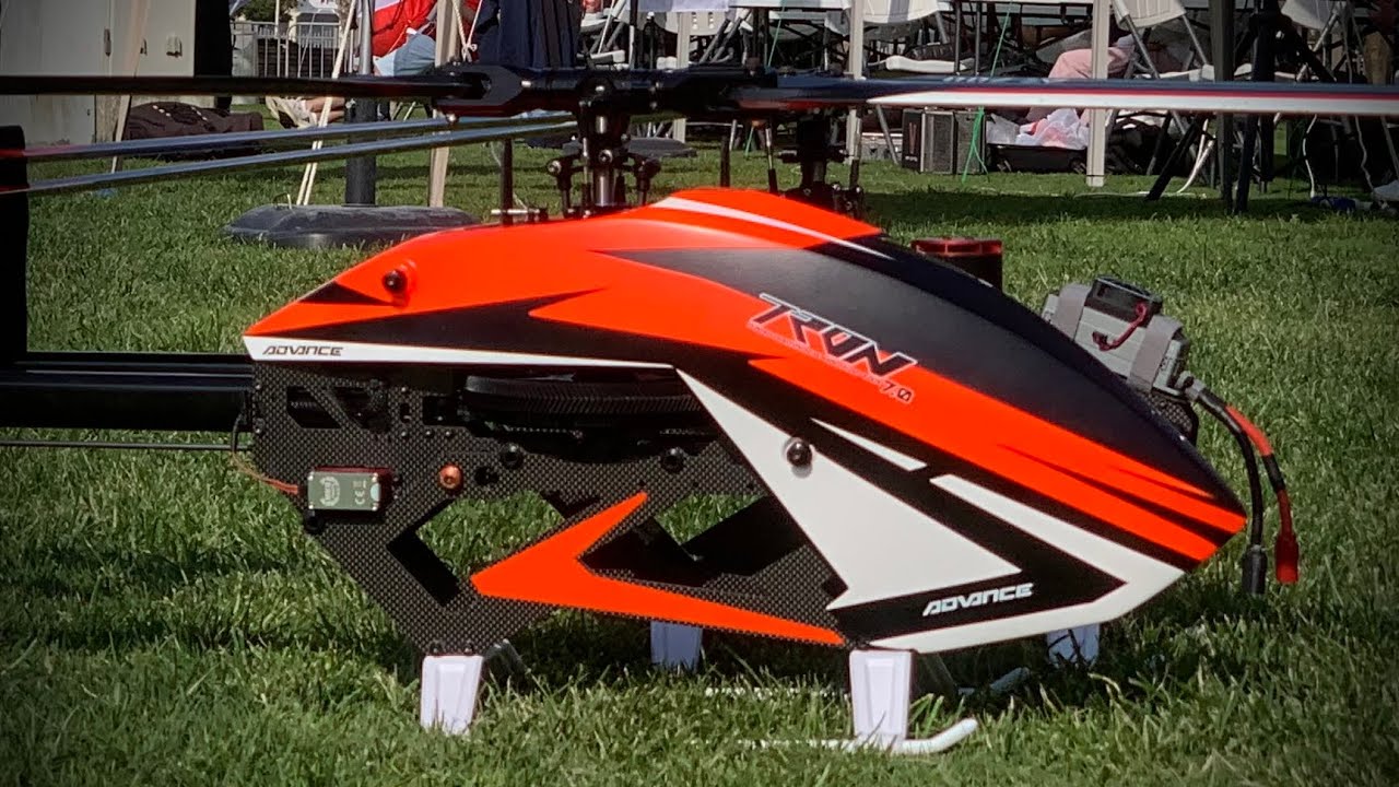 Flying the Tron Helicopters Tron 7.0 Advance / Azure 700 blades - YouTube