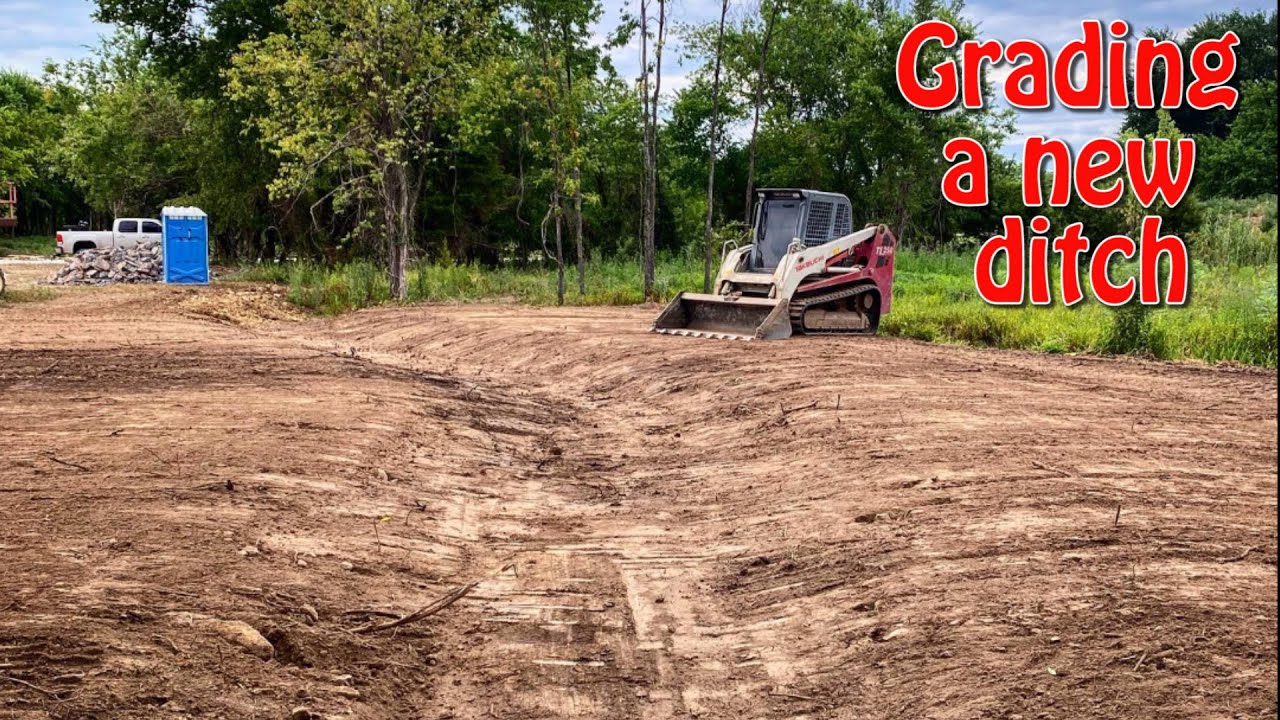 Grading In A New Ditch - YouTube
