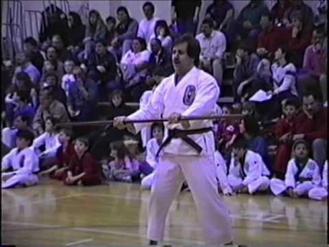 Karate Tournament - Isshinryu Urashi Bo kata - 1991 - YouTube