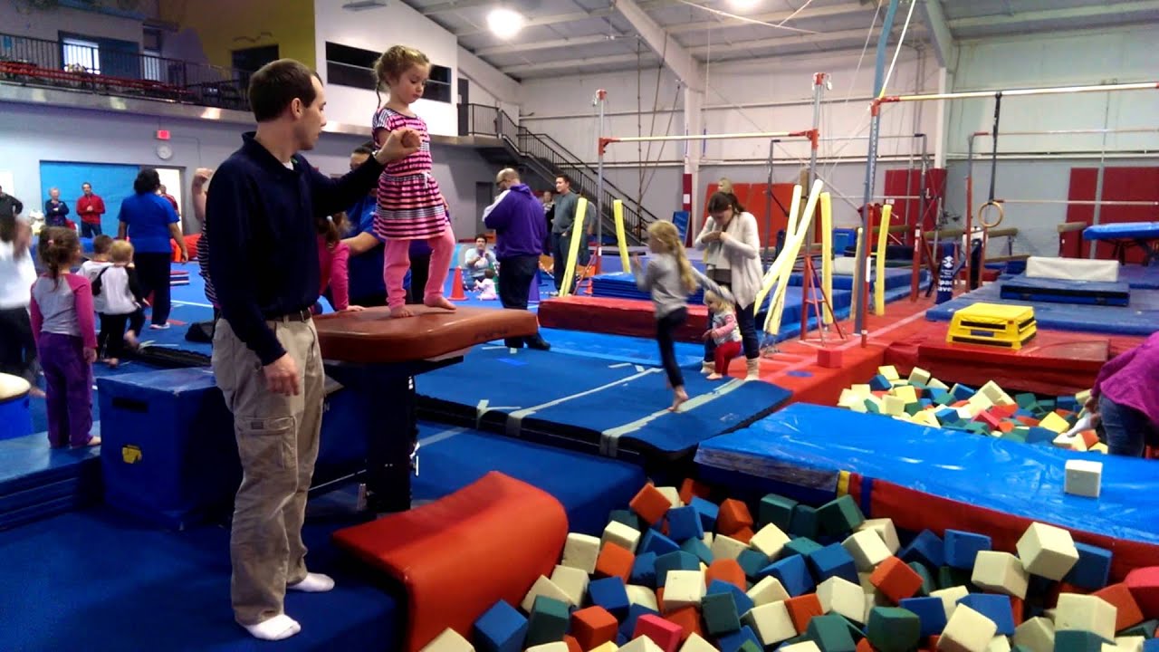 Annika jumping into foam blocks - YouTube