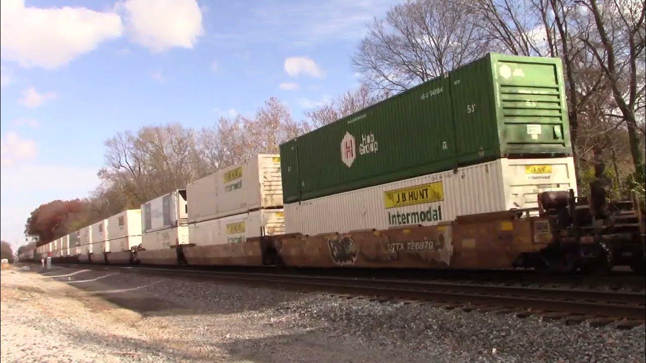NORFOLK SOUTHERN EMD SD70ACC Southbound Intermodal Container Train - YouTube