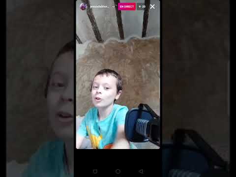 Jesús Del Río cantando en su directo - YouTube