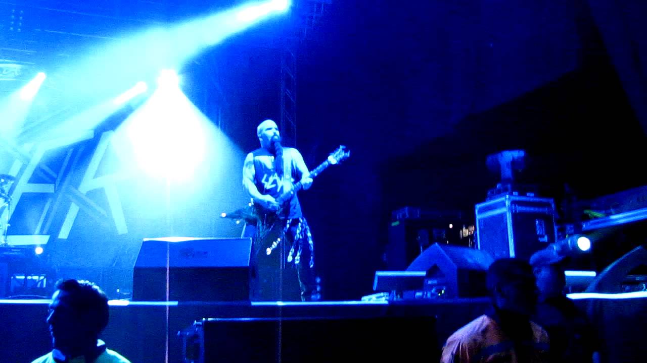 Slayer - Raining Blood + Black Magic Live Colombia - YouTube