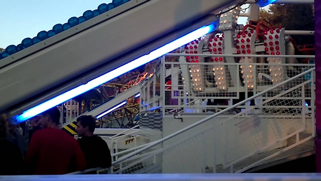 SvatoVáclavská pouť 2012 - ATRAKCE EXTREME BIG FLIGHT / ATTRACTION ...