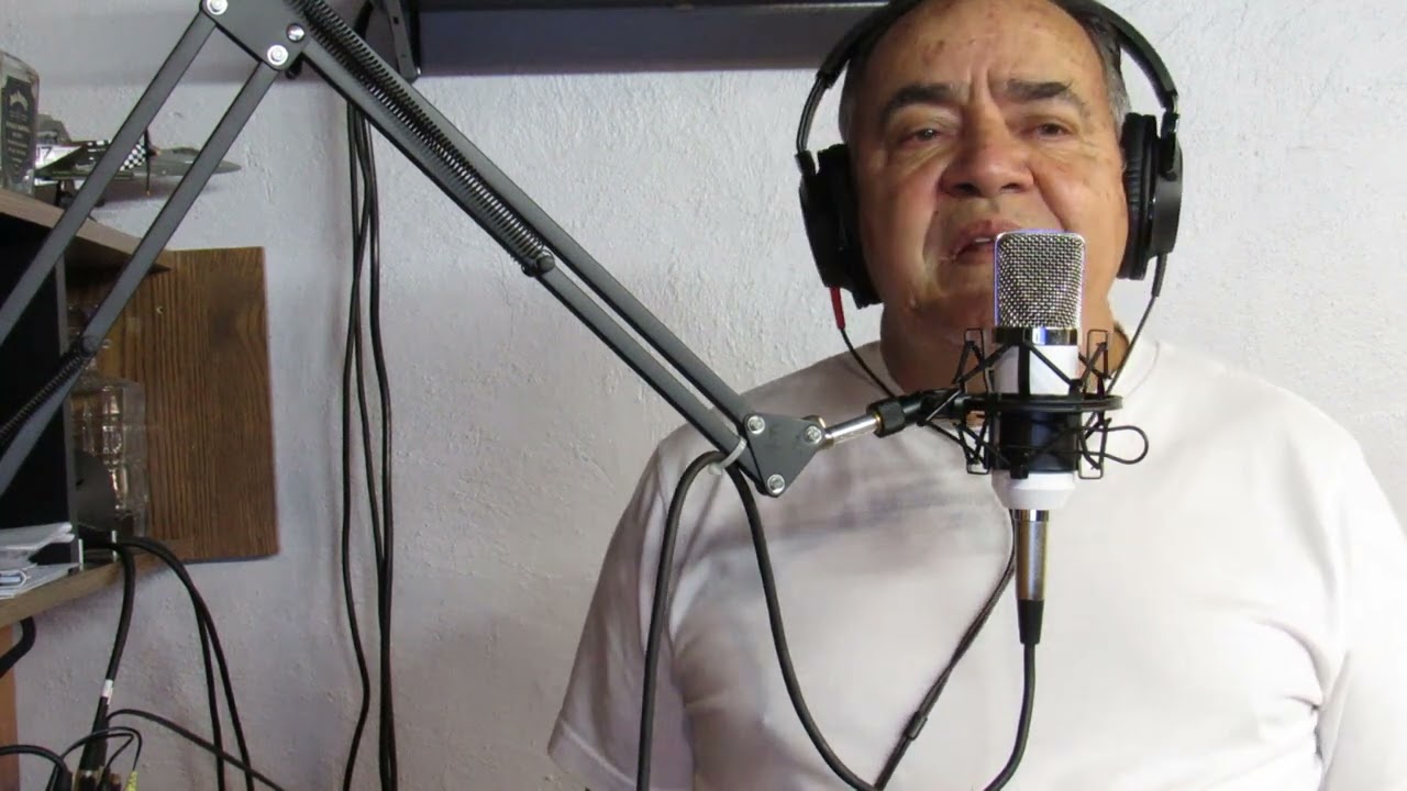 Un bolero clasico "Usted" - YouTube