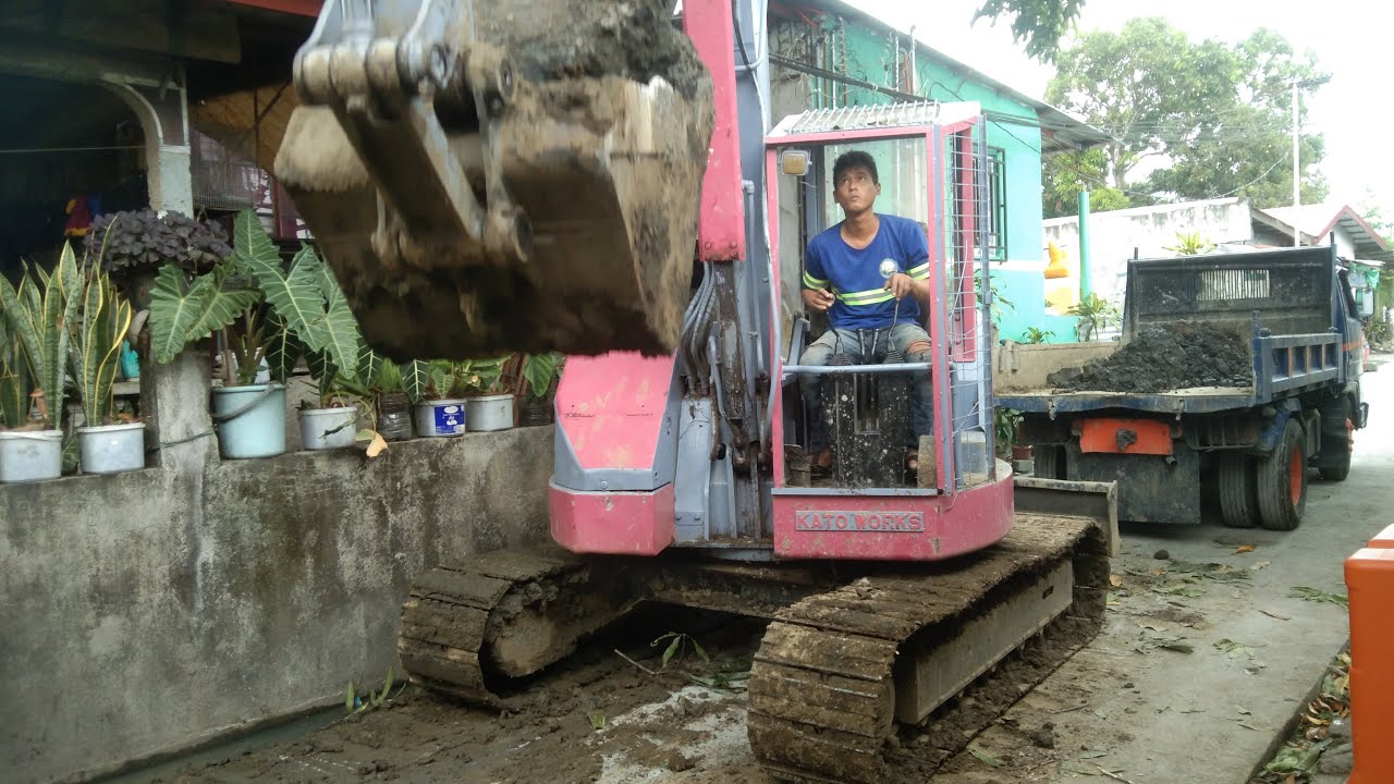 Road Maker - YouTube