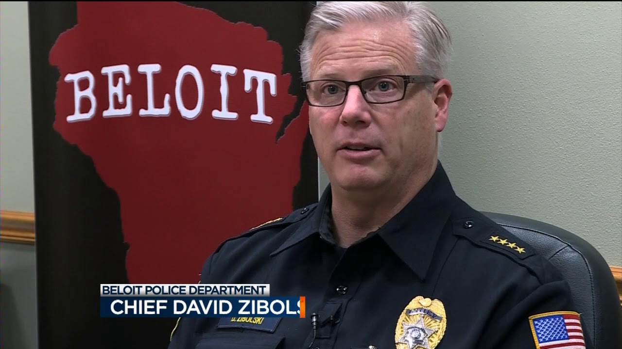 Beloit: Officers will start wearing body cams next month - YouTube