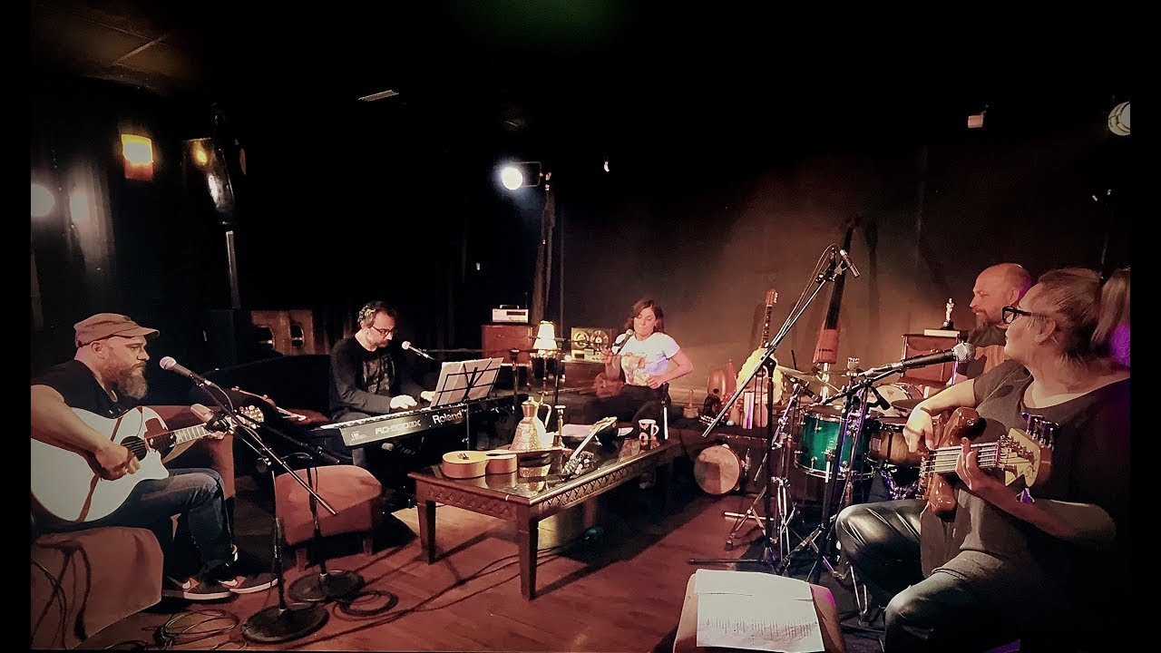 The Apotihans/ Η Σουλτανα η Φωφω - One Take Project - YouTube