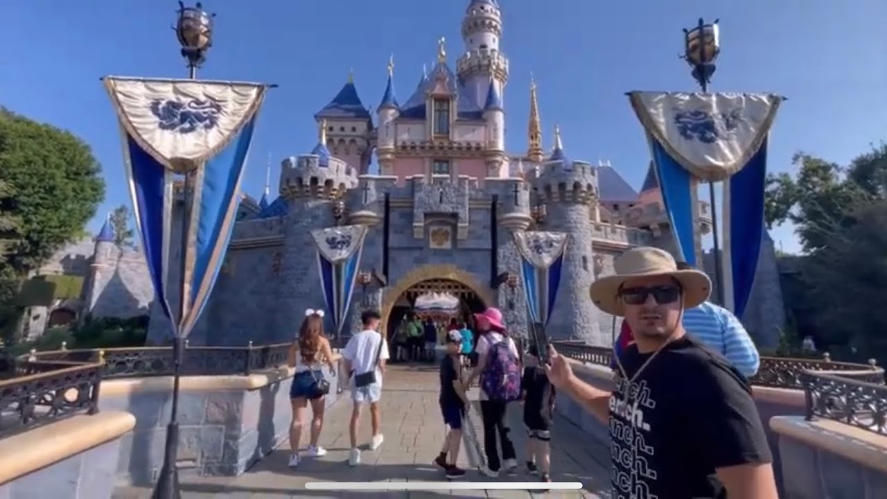 Disneyland rides - YouTube