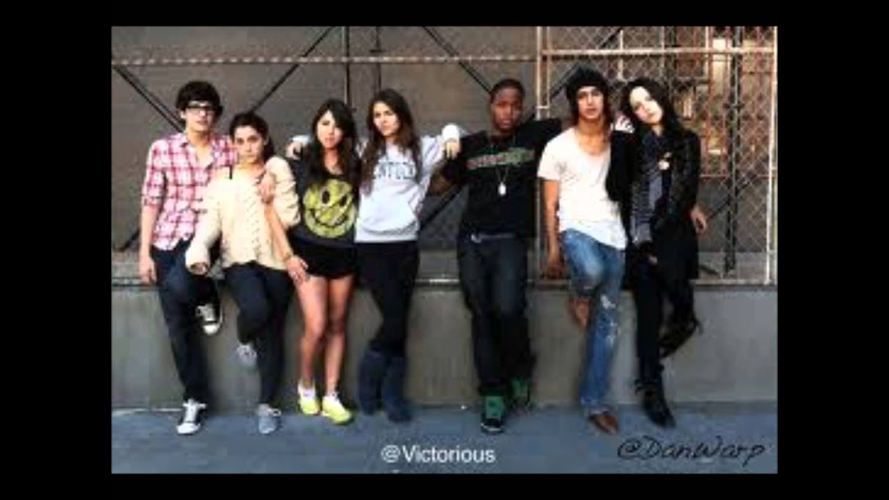 Victorious love story Beck and Tori season 2 episode 20 part 1 - YouTube