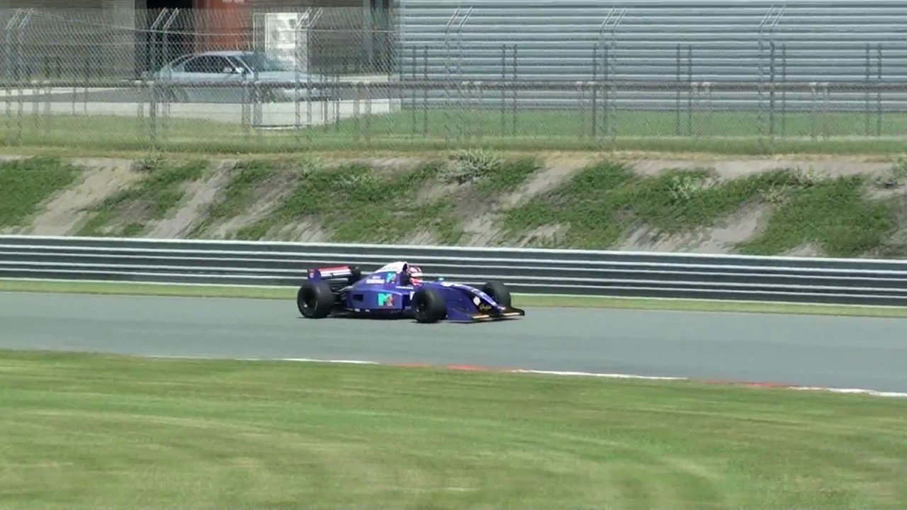 Simtek Ford S951 de 1995 Sport et collection 2018 - YouTube