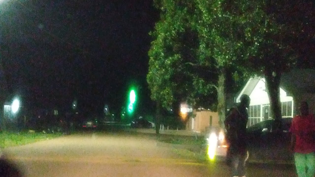 Taking a ride thru South Memphis walker and Beachwood north Memphis ...