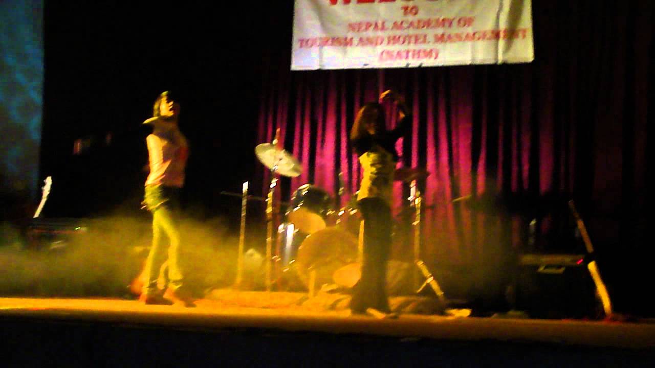 Welcome Dance By Elina, Sabita, Manisha & Anu @ NATHM College - YouTube