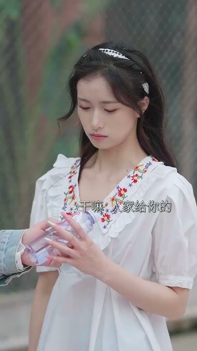 如何委婉暗示想要kiss情侣抖音间接接吻 Youtube