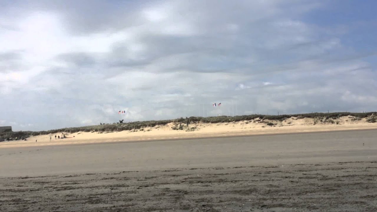 Utah beach run from the water to the berm - low tide - YouTube