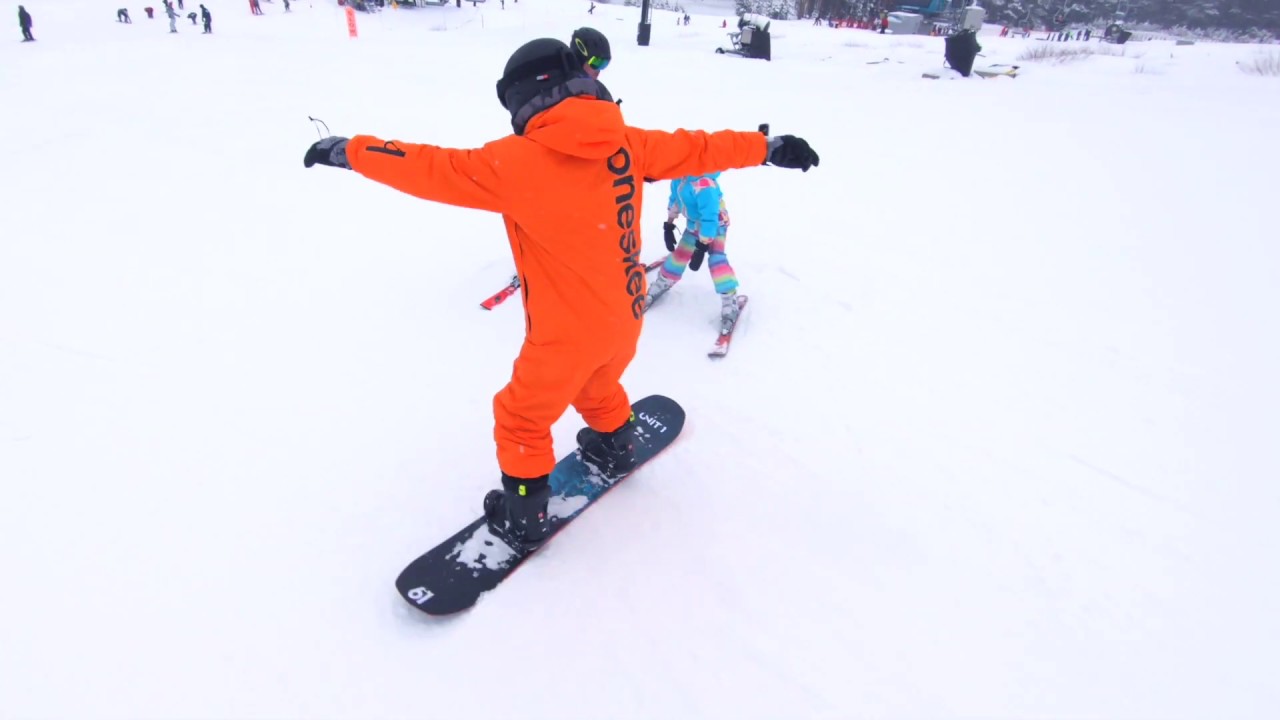Snowboarding in Boreal resort, California. December 2019 - YouTube