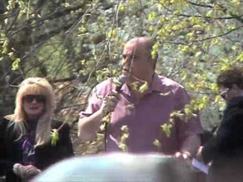 Tea Party Boston -Jim Labriola Comedian 4-14-2010 - YouTube