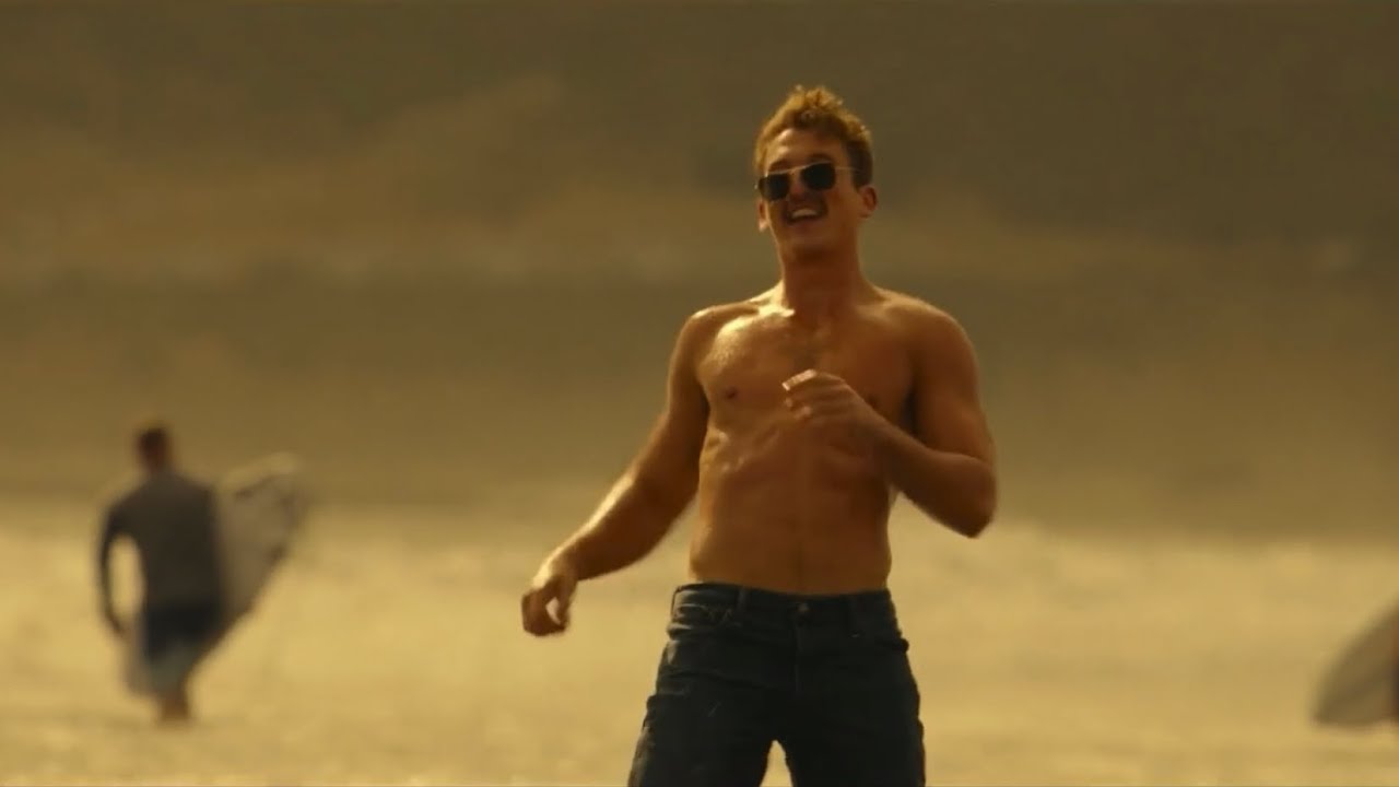 Top Gun: Maverick beach scene (I Ain’t Worried) (Full video) - YouTube